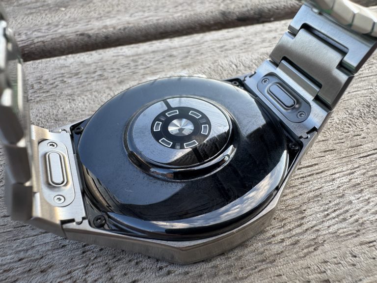 Arvostelussa Huawei Watch GT 5 Pro: entistä monipuolisempi laadukas ...