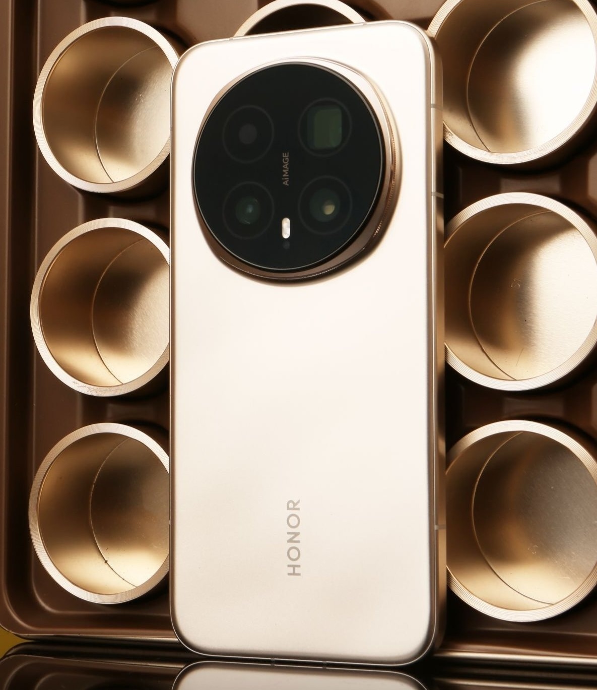 Tämä Honorin tulevista Magic8-sarjan huippupuhelimista tiedetään toistaiseksi – kuvat ...